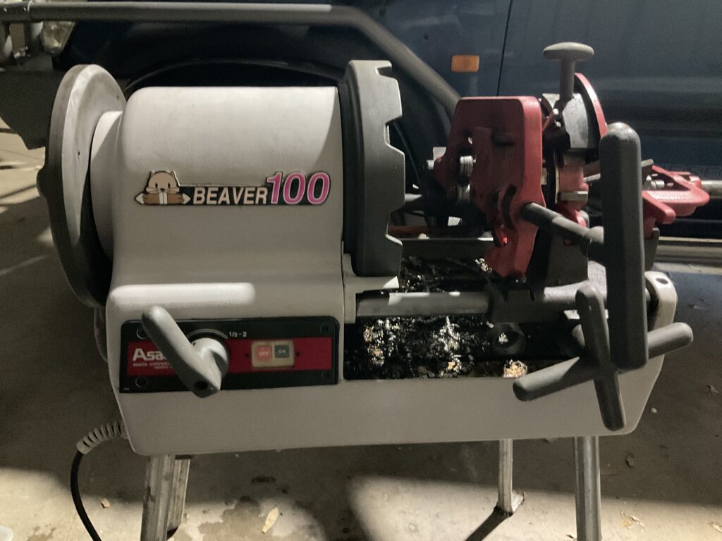 FOR SALE – ASADA Beaver 100 Pipe Threading Machine (plus UPP Pipe ...