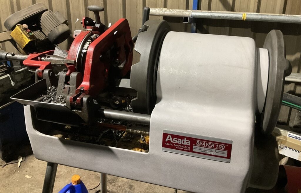 FOR SALE – ASADA Beaver 100 Pipe Threading Machine (plus UPP Pipe ...